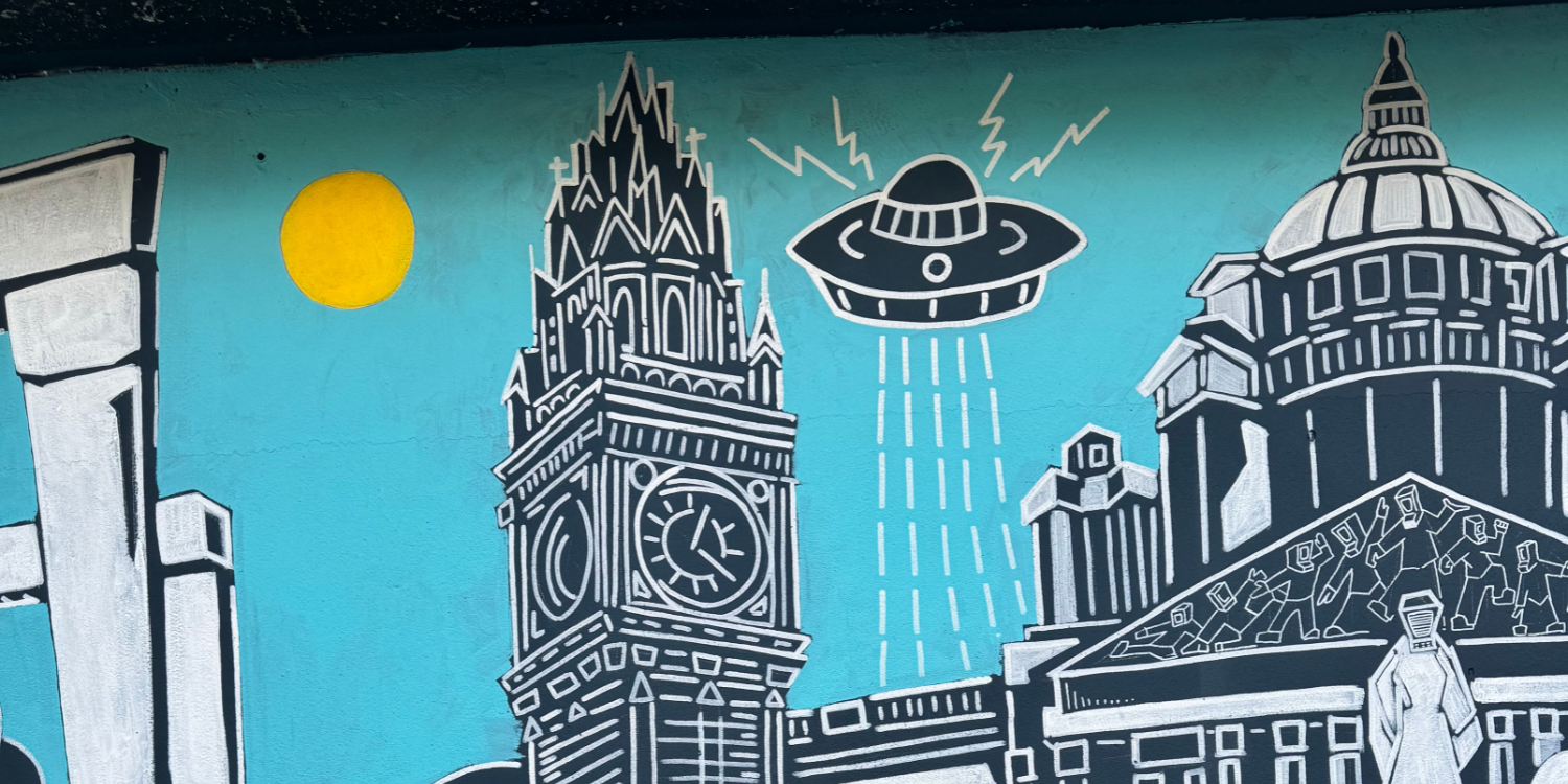 The Albert Clock: Belfast’s Leaning Landmark with a Regal History ...